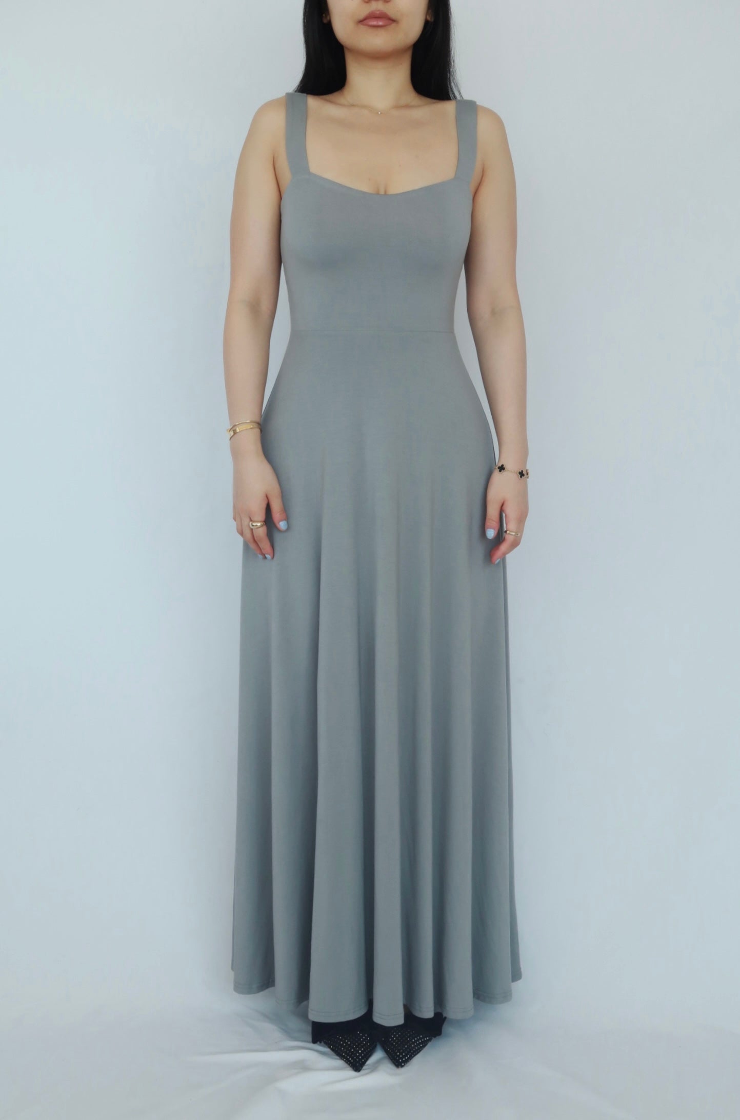 YÁNG - Women's Fashion Label