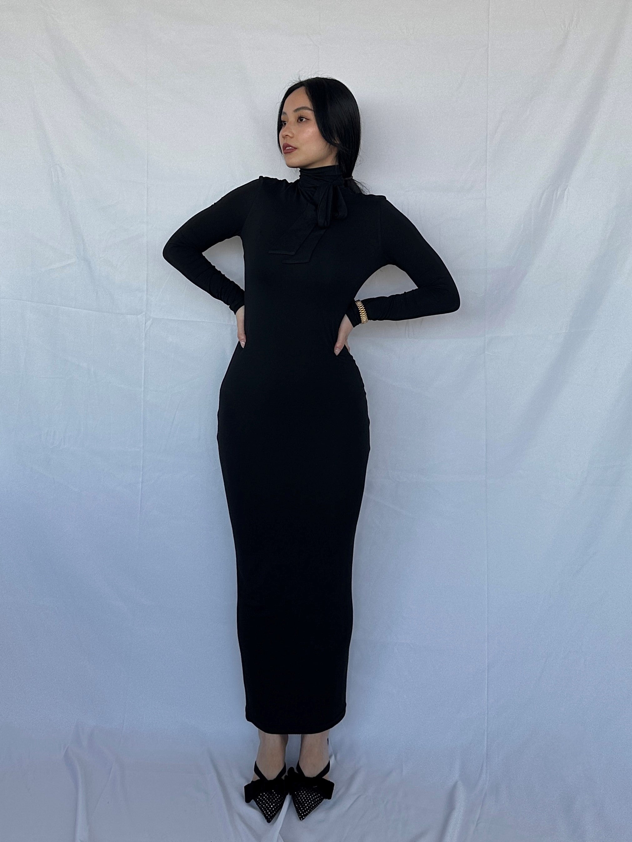 YÁNG - Women's Fashion Label